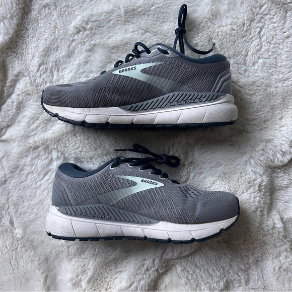 Brookstone | Shoes | Brooks Addiction Gts Extra Wide 85 | Poshmark